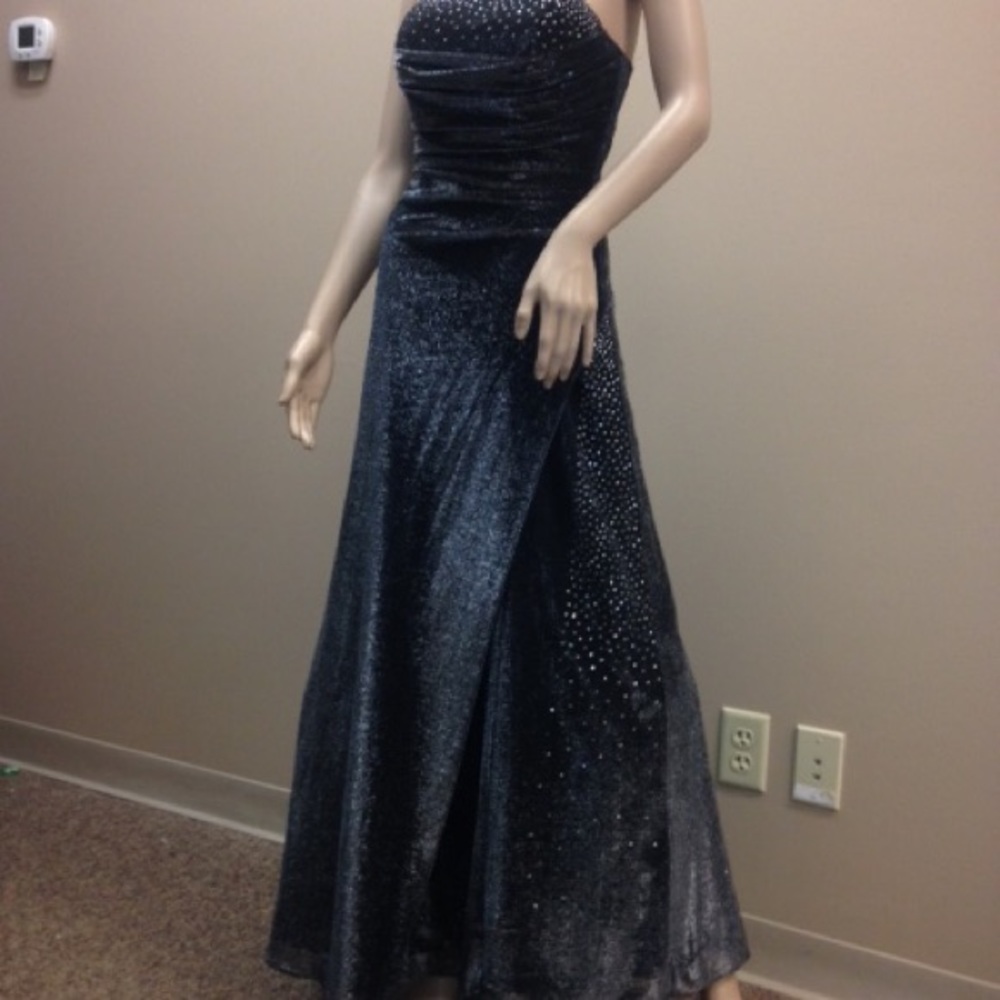 Silver Shimmer Formal Dress - Gem